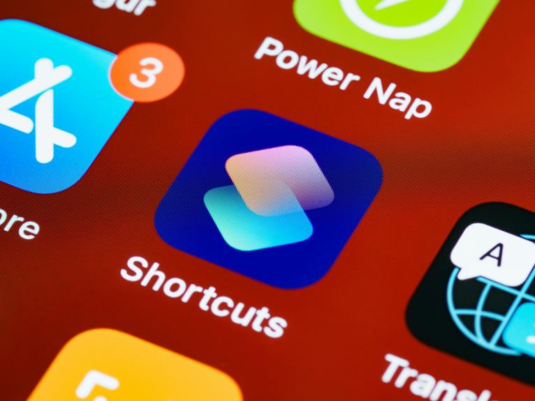 How to Personalise Your iPhone With Widgets and Shortcuts